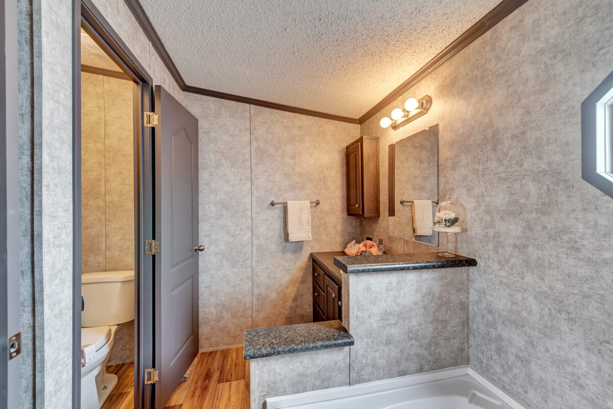 Doublewide 24×68-42A - Legacy Housing Corporation