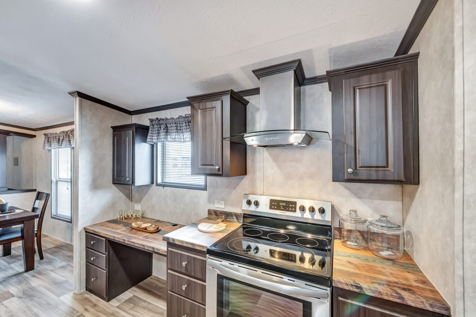 Doublewide 32×80-42.5B - Legacy Housing Corporation