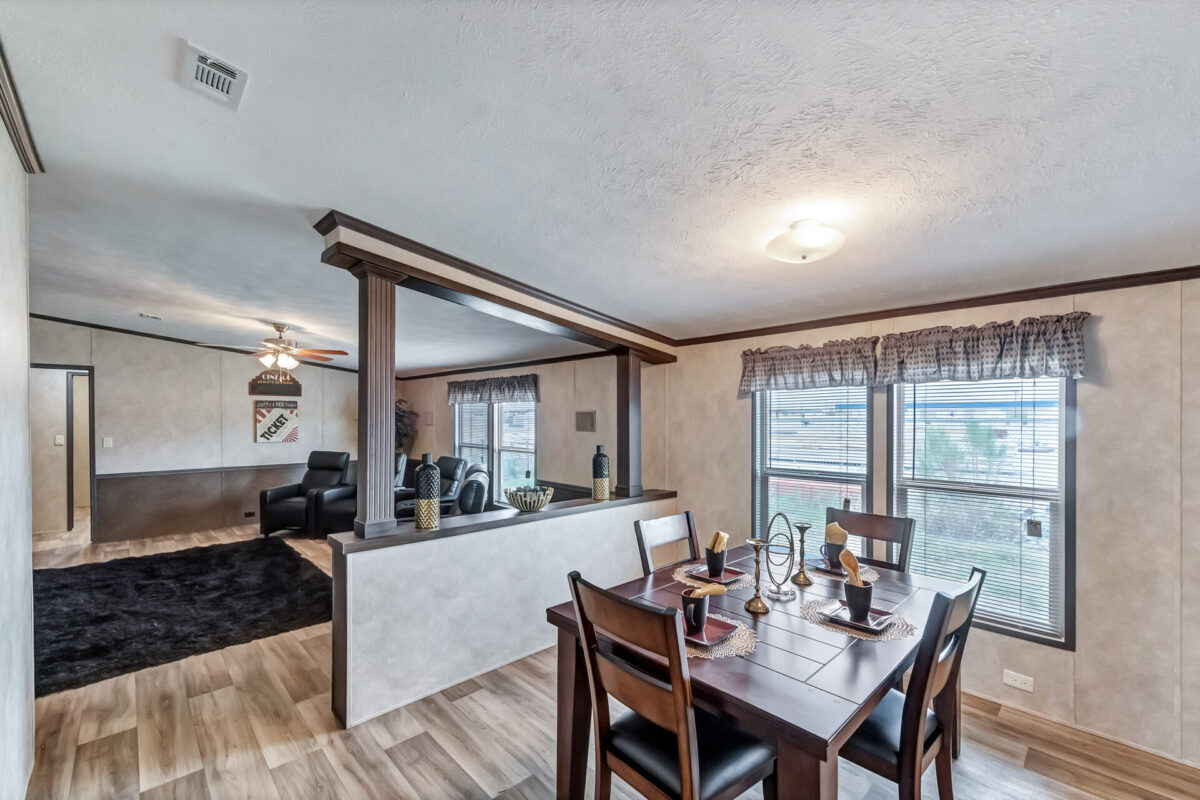 Doublewide 32×80-42.5B - Legacy Housing Corporation