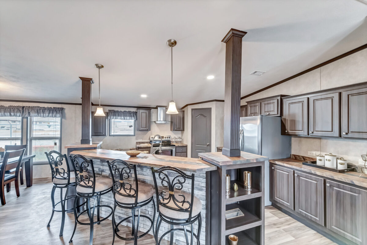 Doublewide 32×80-42.5B - Legacy Housing Corporation