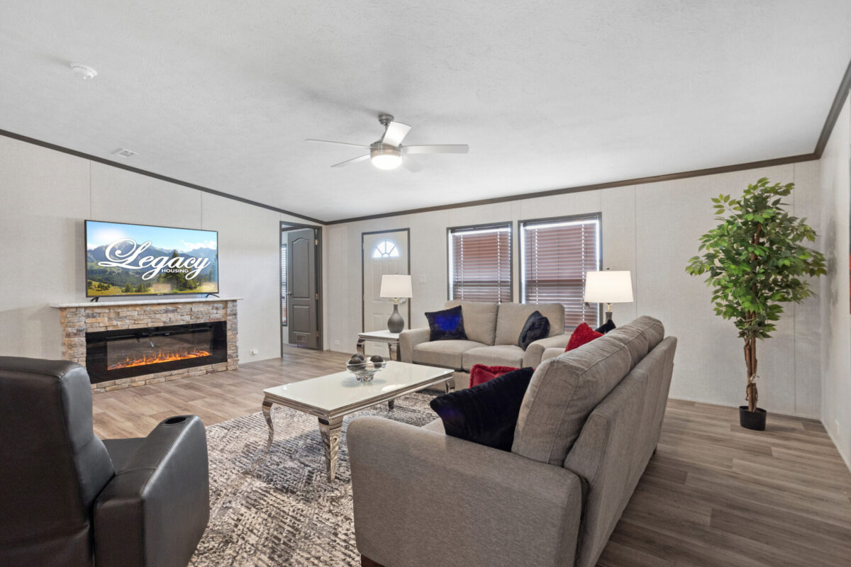 Doublewide 32×52-32D - Legacy Housing Corporation