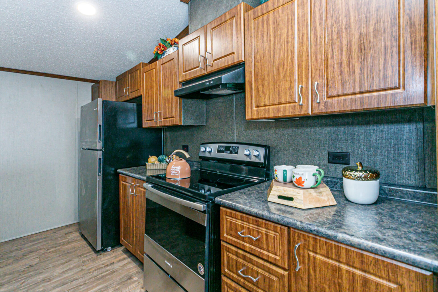 Ultra 18-Wide 18×72-32A - Legacy Housing Corporation