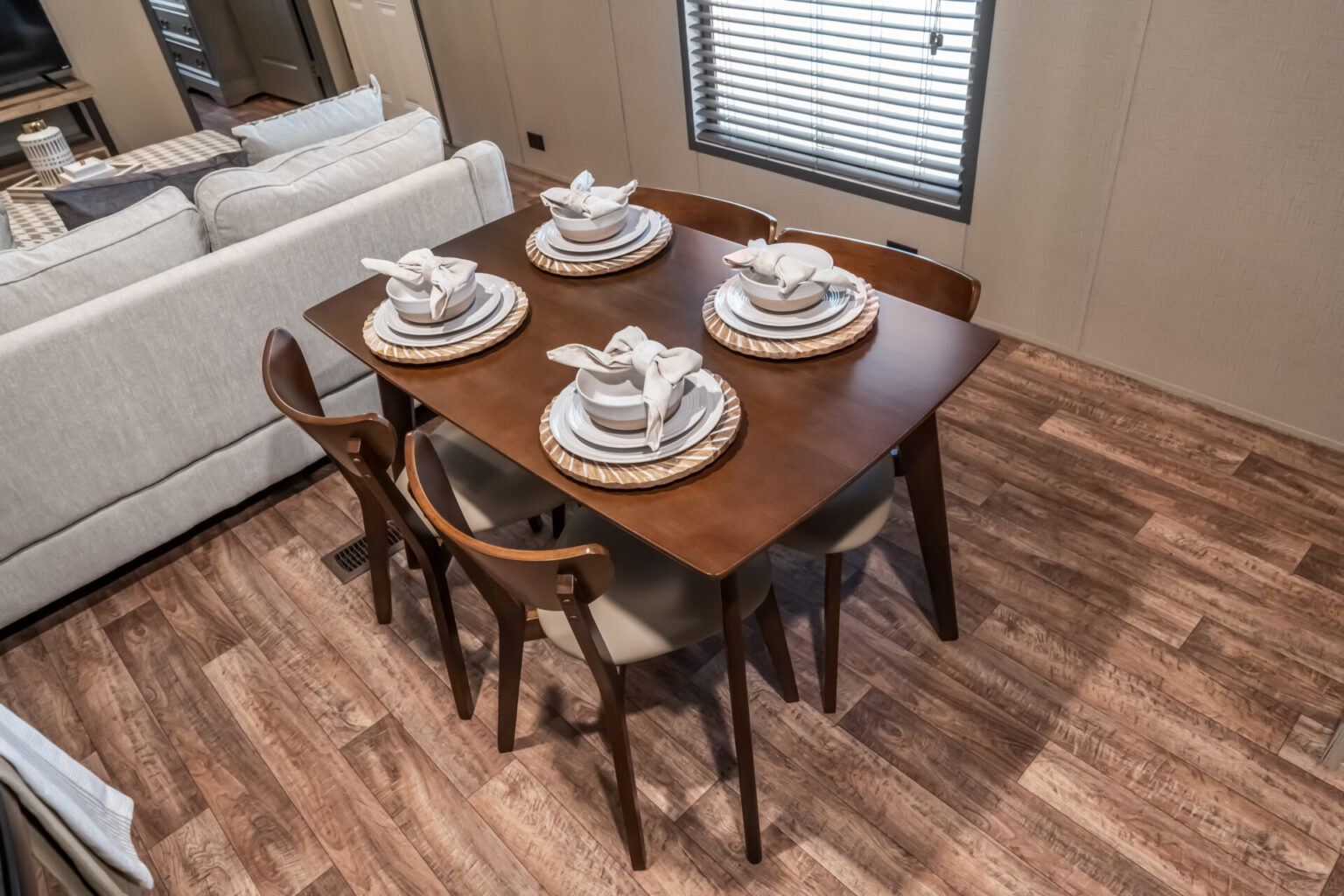 Singlewide S-12×56-21A - Legacy Housing Corporation