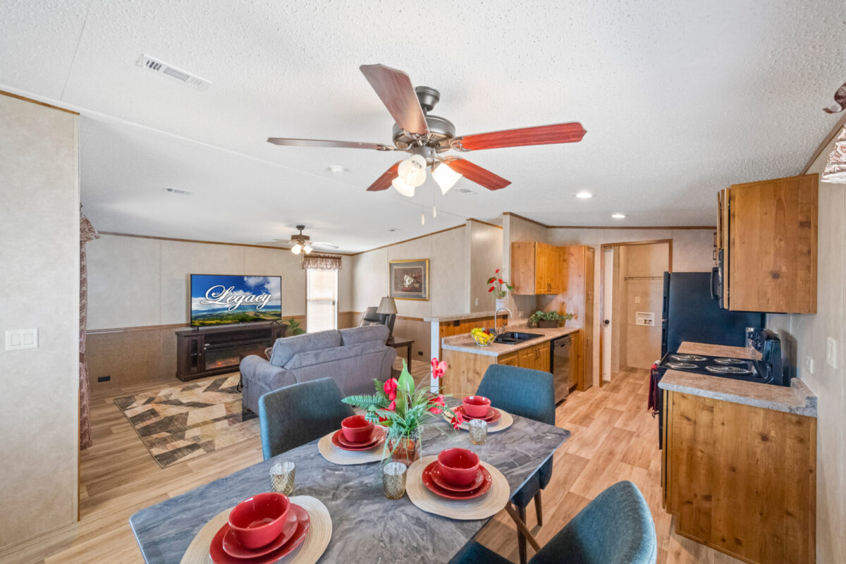 Doublewide 24×64-32FLP - Legacy Housing Corporation