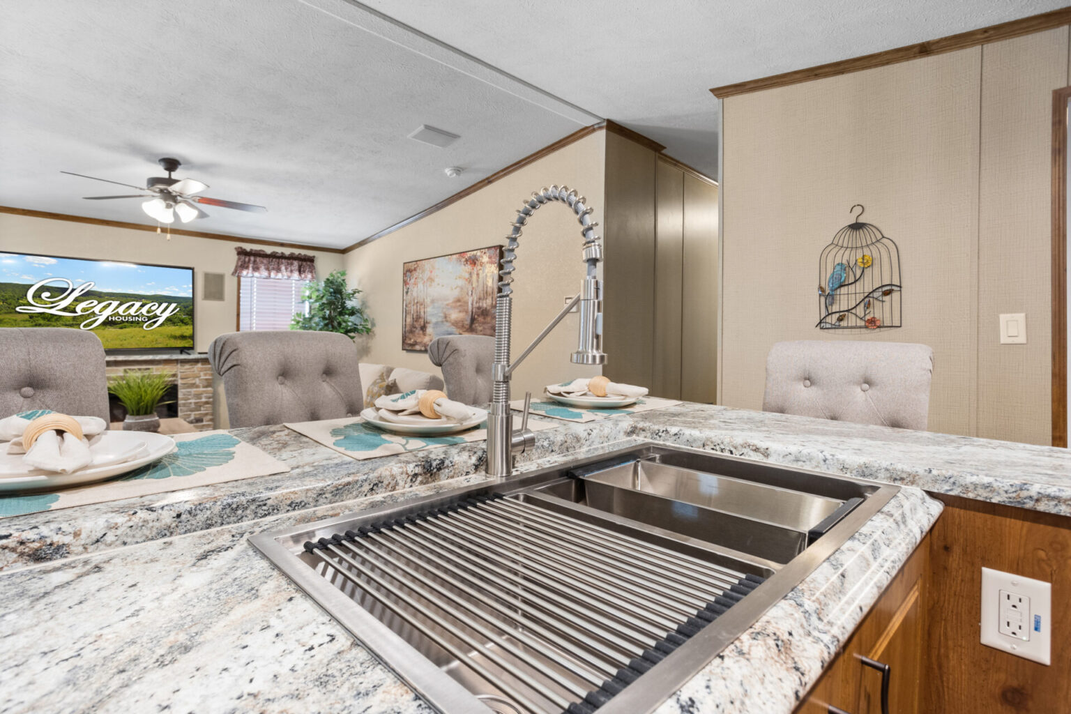 Doublewide S-28×56-32FLP - Legacy Housing Corporation