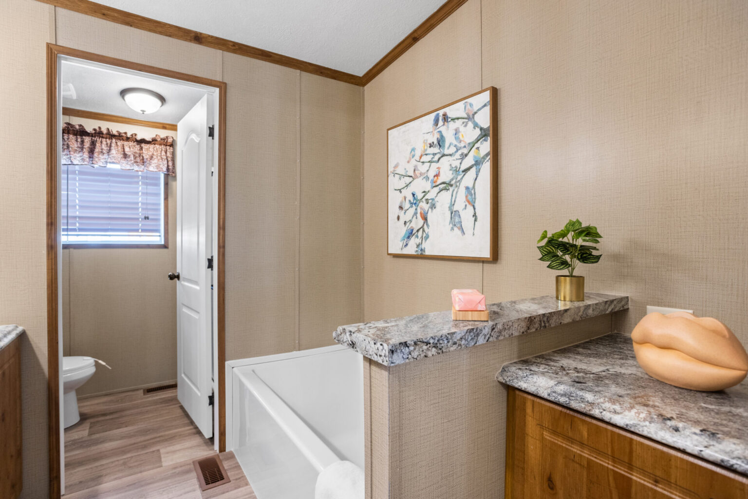 Doublewide S-28×56-32FLP - Legacy Housing Corporation