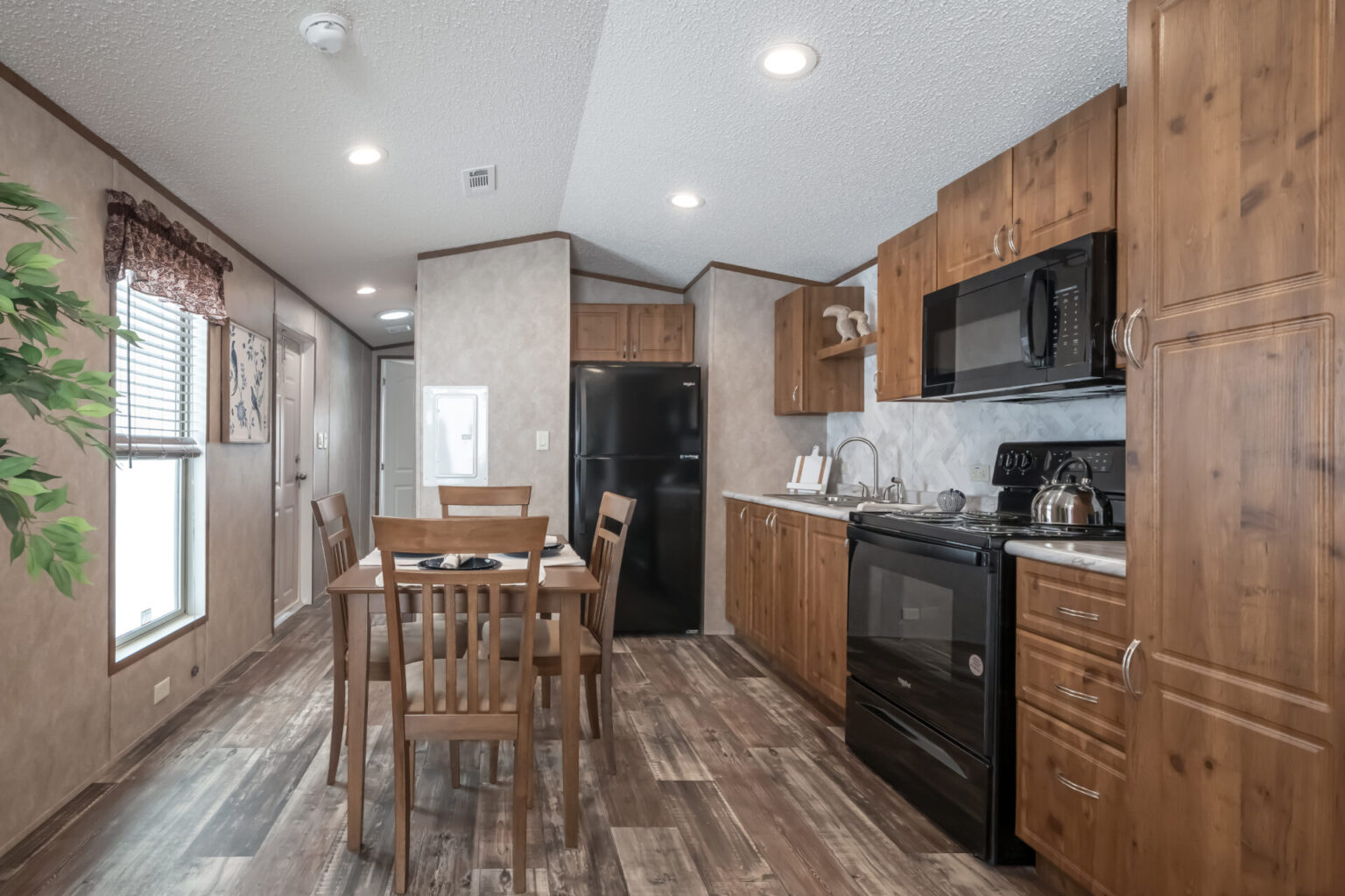 Singlewide 12×44-11A - Legacy Housing Corporation