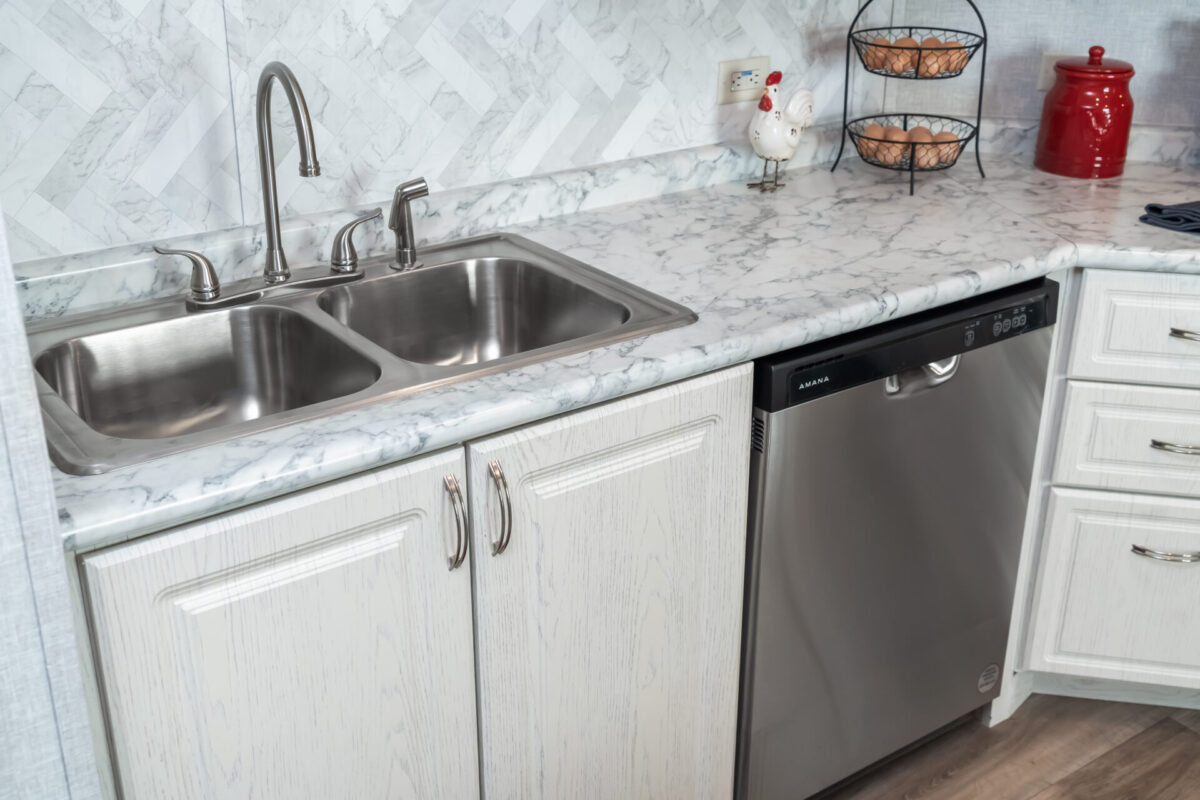 Singlewide 16×80-32FLP - Legacy Housing Corporation