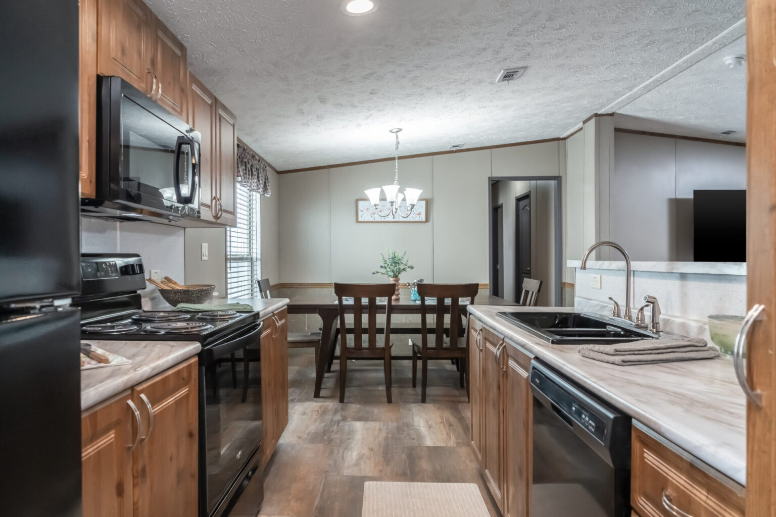 Doublewide S-24×68-42A - Legacy Housing Corporation