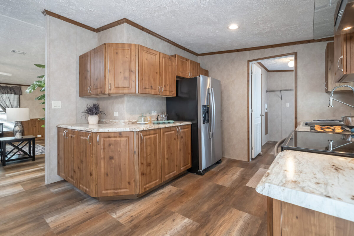 Doublewide C-32×48-32B - Legacy Housing Corporation