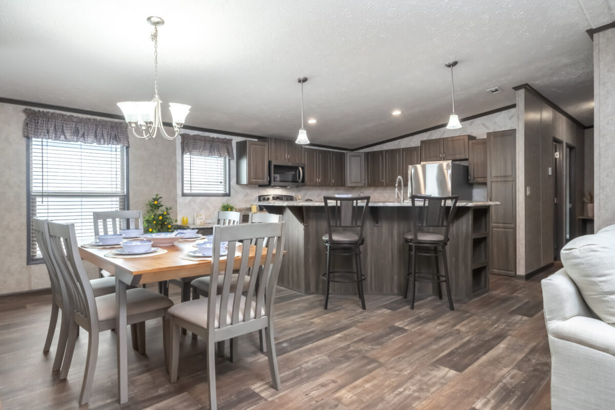 Doublewide C-32×56-42B - Legacy Housing Corporation