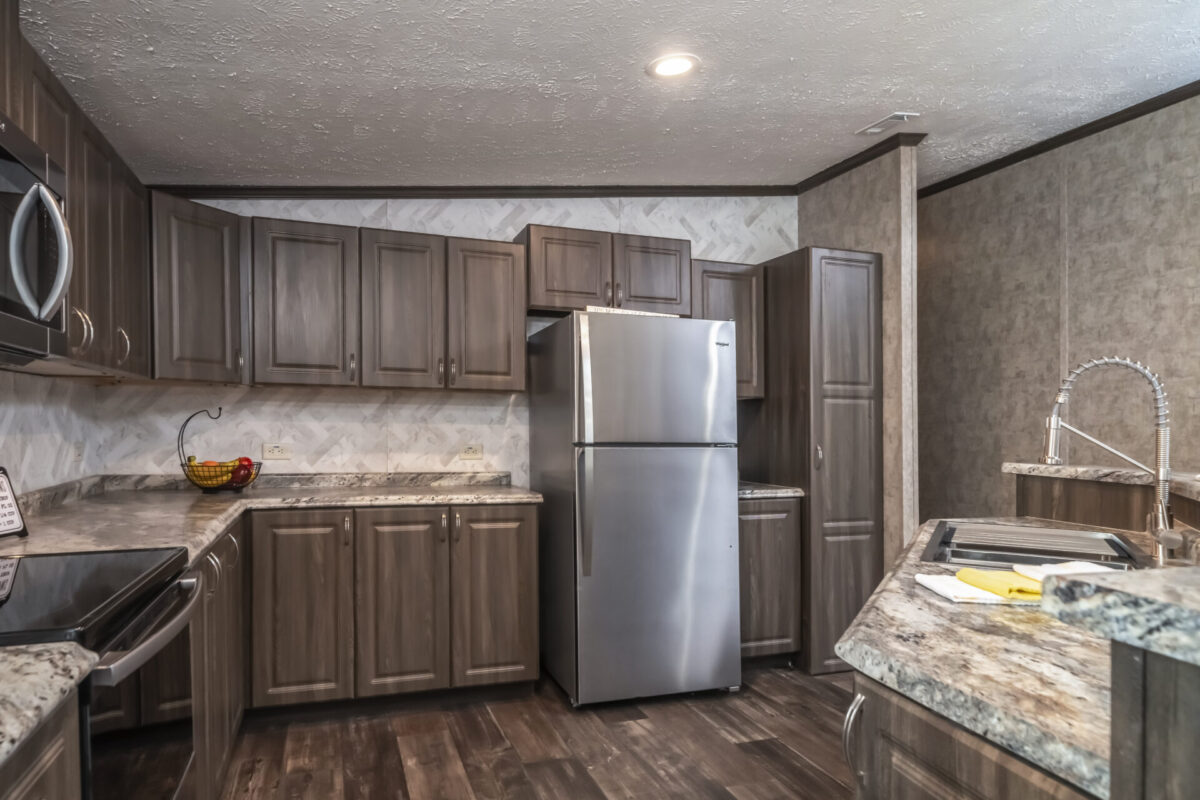 Doublewide C-32×56-42B - Legacy Housing Corporation