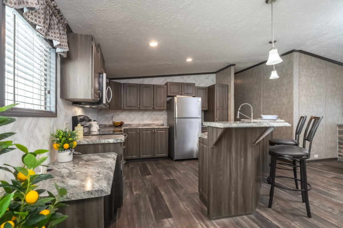 Doublewide C-32×56-42B - Legacy Housing Corporation