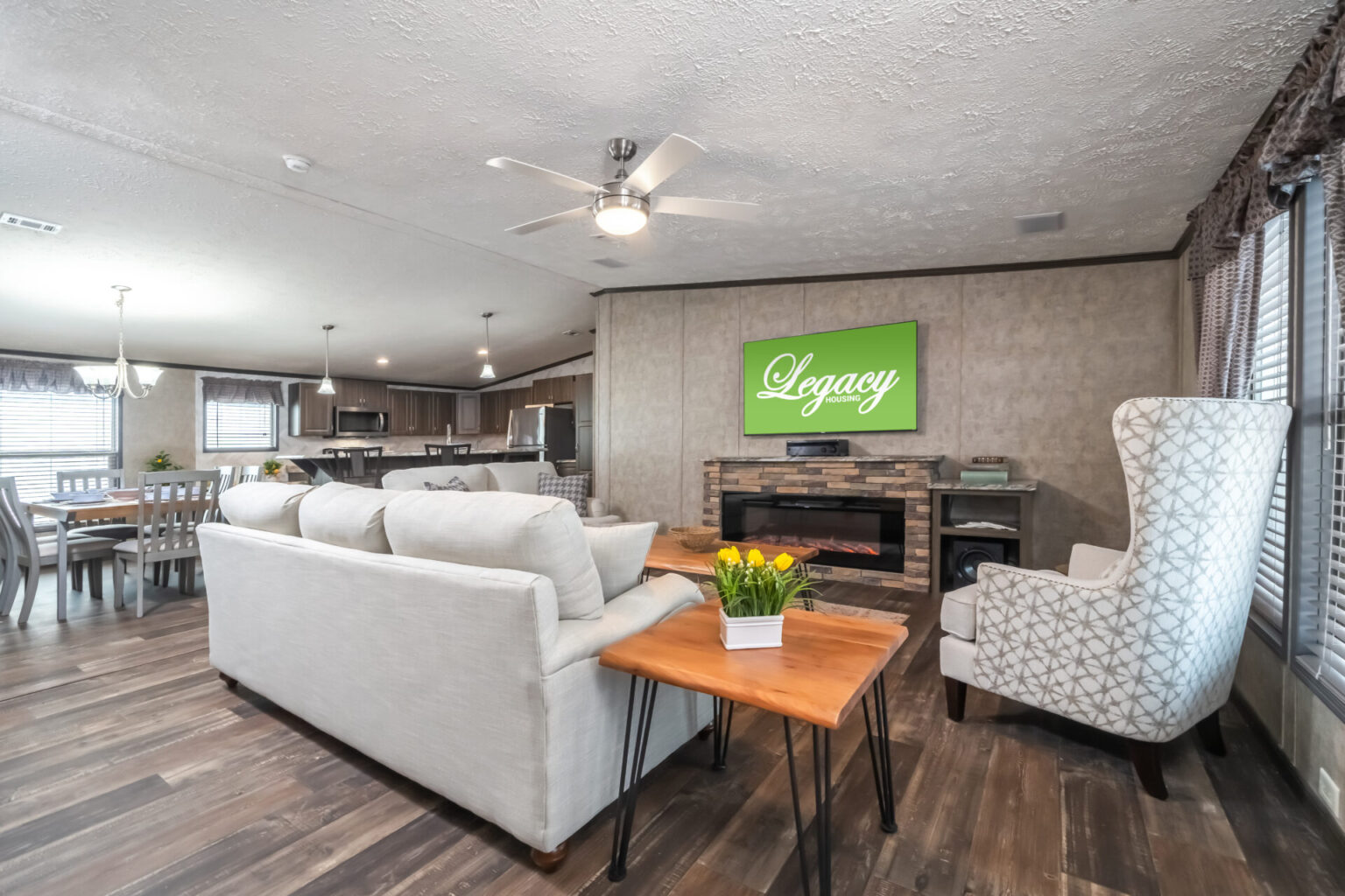 Doublewide C-32×56-42B - Legacy Housing Corporation