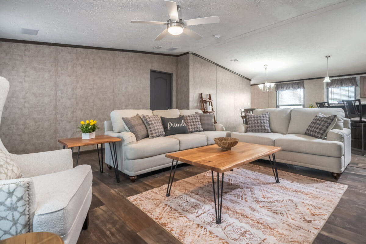 Doublewide C-32×56-42B - Legacy Housing Corporation